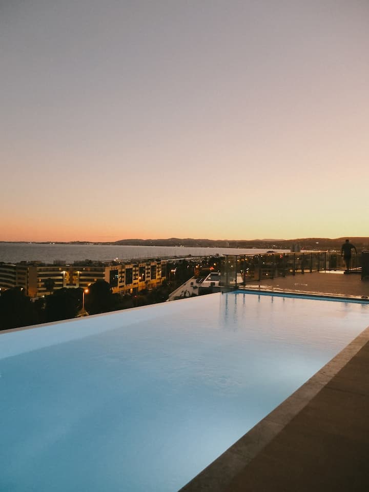 Sublime Appart Bord De Mer Piscine Sur Le Toit - Saint-Laurent-du-Var