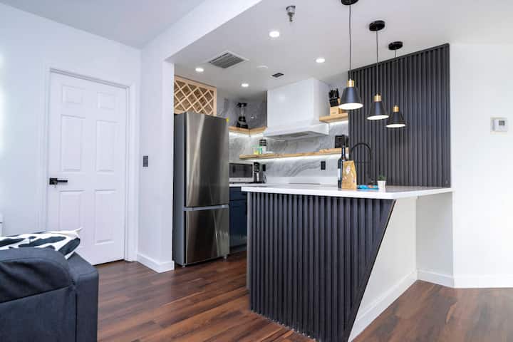 Cozy Apartment 5 Min From Universal - 2br/2ba - Orlando