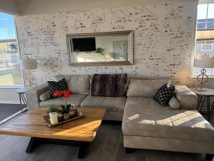 Slipper Shell Sanctuary - Lewes