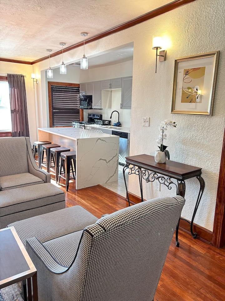 The Comfort Suite - Dayton, OH