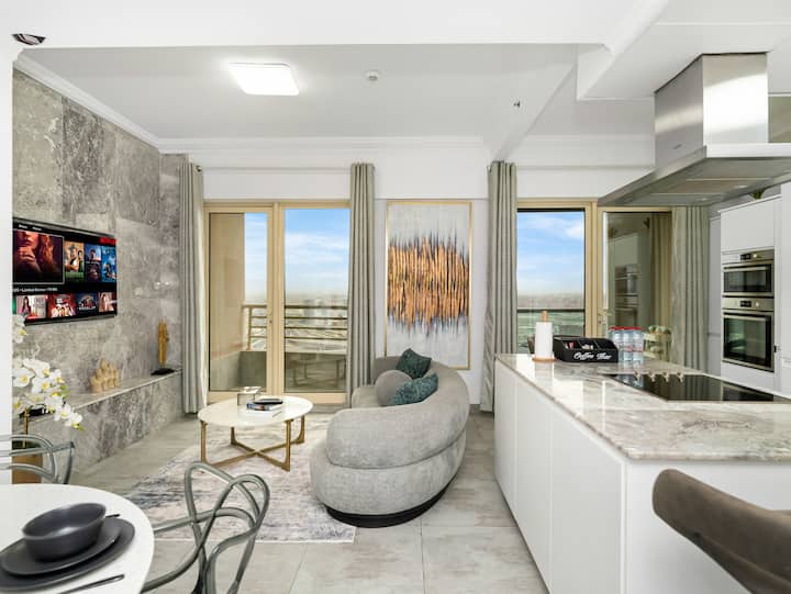 Stylish Dubai Marina Stay For 6 Guests - ドバイ