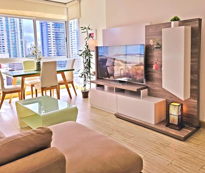 Bright 2br Panoramic Cityview•pool • San Francisco - Panama