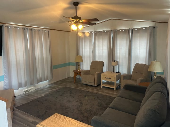 Anchor And Away Rentals - Spirit Lake, IA