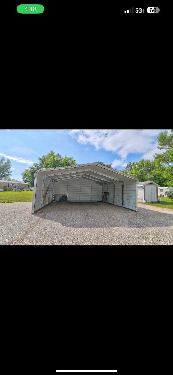 Anchor And Away Rentals - Okoboji, IA