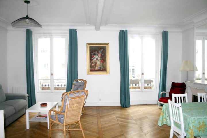 Appartement Spacieux, Confort, Proche Paris Centre - Bobigny