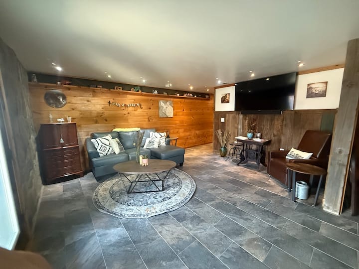 The Whistle Stop Loft: Downtown Depot Retreat - Bryson City, NC