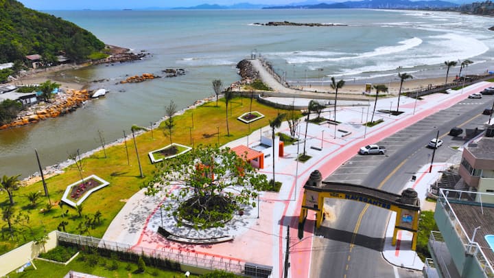 Vila Kowalski
-
Gravatá - Navegantes Sc - Navegantes