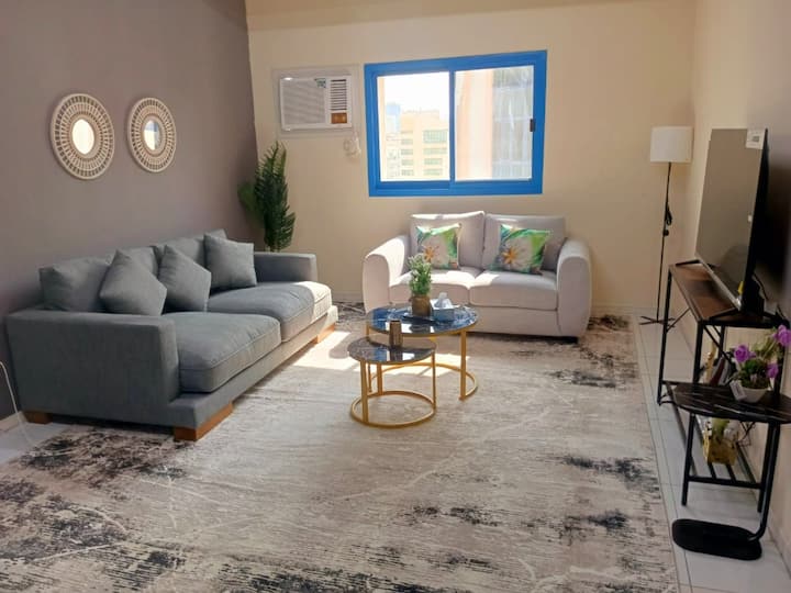 Delightful 3-bedroom Apartment With 2 Balconies - Sharjah
