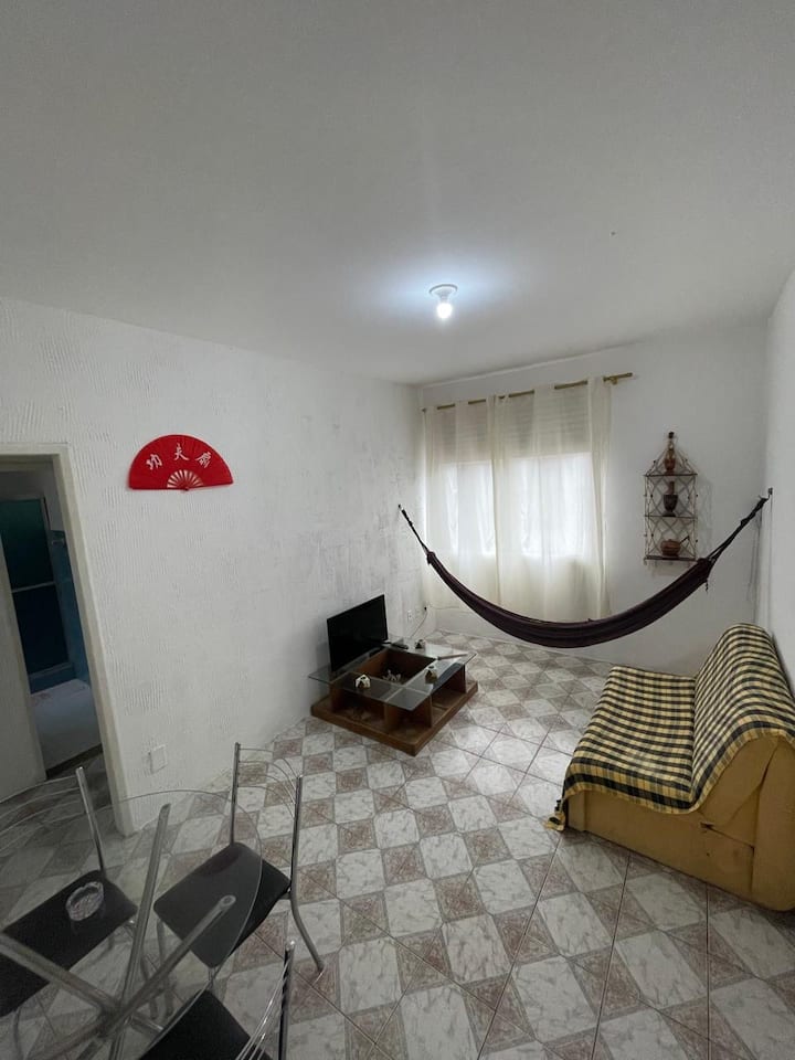 Apto 2 Quartos, Mobiliado, óTima Localização. - Barra, Brasil