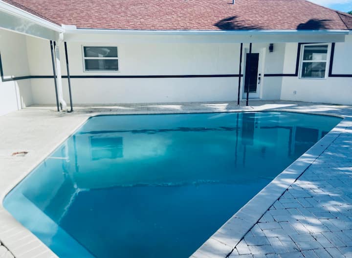 Delray Duplex - Delray Beach, FL