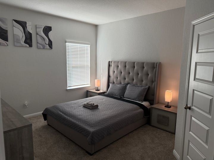 Cozy And Private Room For Budget Friendly Stay - San Antonio, TX