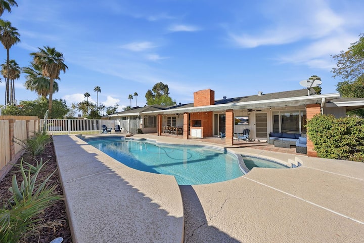 Shalimar - Huge Home- Asu-6 Bed 3 Bath-heated Pool - Guadalupe, AZ