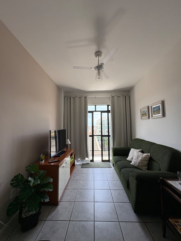 Pé Na Areia: 100m Da Praia Do Forte C/ Ar & Wi-fi - Cabo Frio