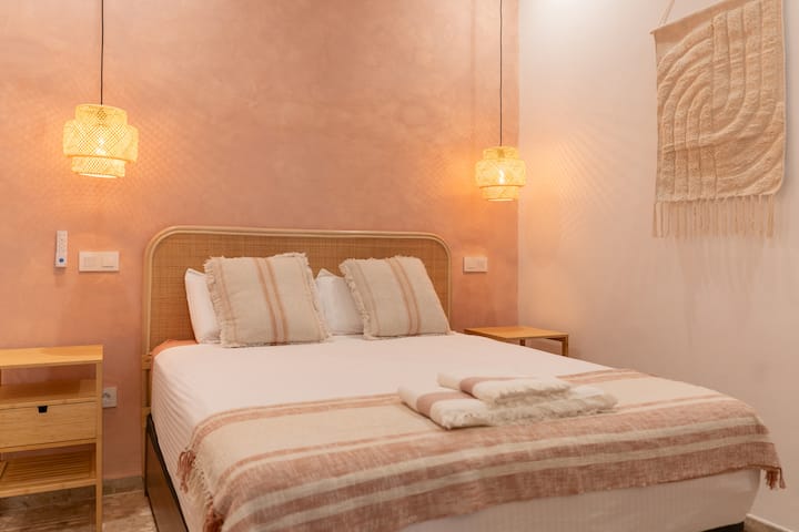 Private Room 3 Coral – 10 Min Beach Sunny Terrace - Las Palmas de Gran Canaria, Espagne