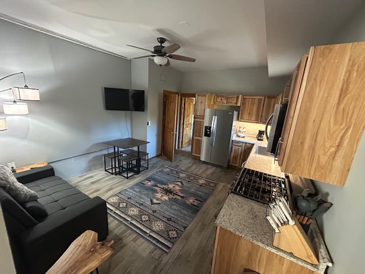 Modern Country Cottage - Loon Lake, WA
