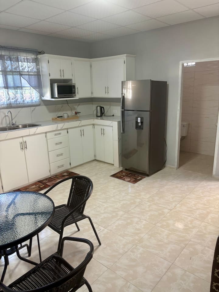 Cozy Retreats - Port of Spain