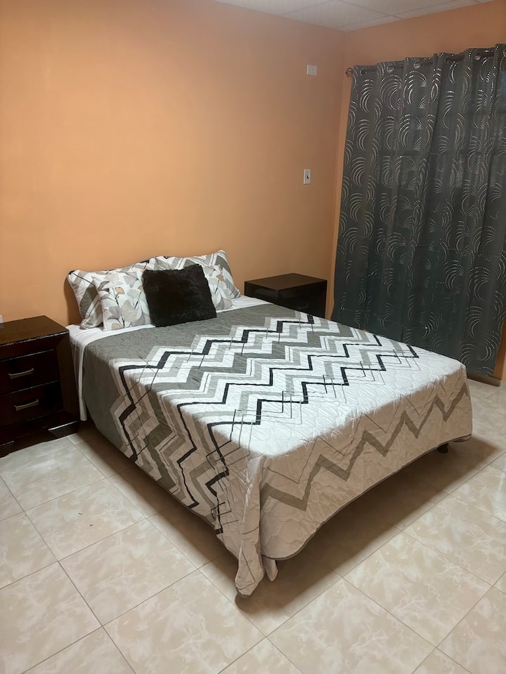 Cozy Retreats - Port of Spain