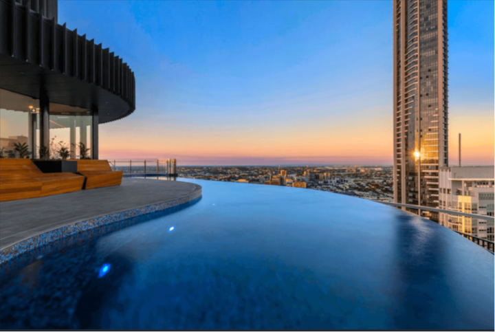 Modern Luxe Retreat | Queen St - Spring Hill