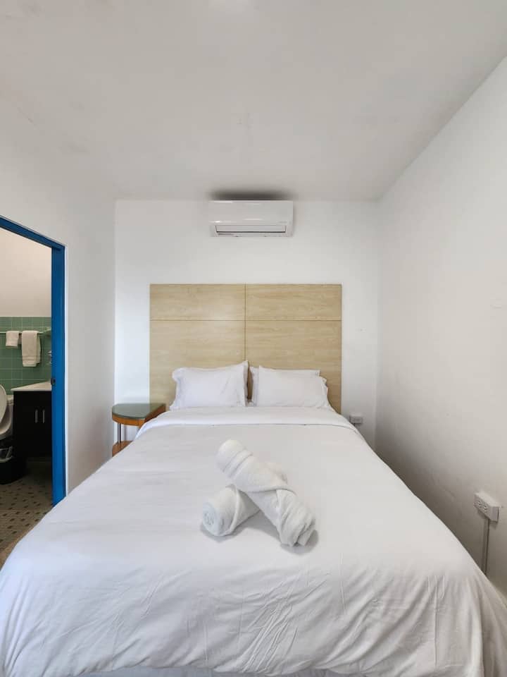 Isla Verde Inn Room #4 - San Juan