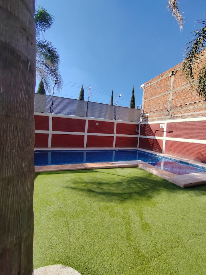 Terraza Y Casa De Campo "Los Pinos" - Tonalá