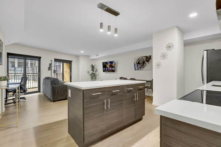 Spacious 1b! Dt Cleveland | Dog-park! - Progressive Field Cleveland