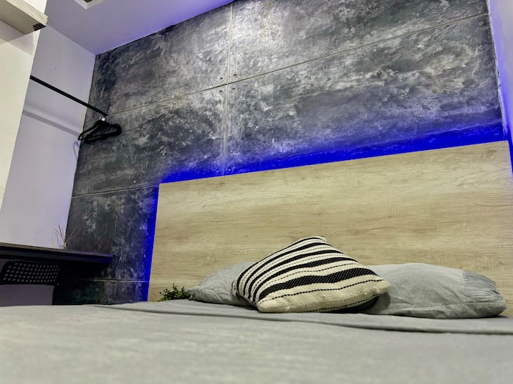 White Room By Zyanrooms. - Villahermosa, Mexico