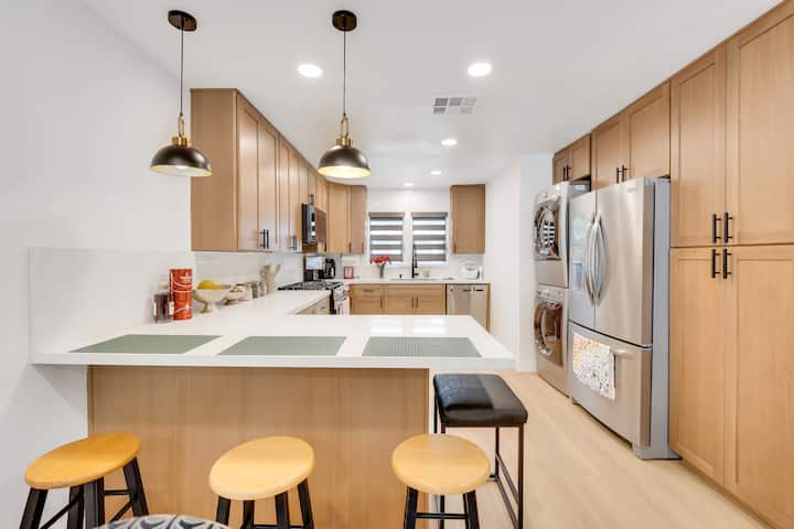 New Stylish Casa 4br Disney + Angels Stadium - Orange, CA