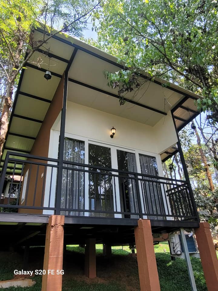 Cliff Cottage-3- With Valley View - Kerala