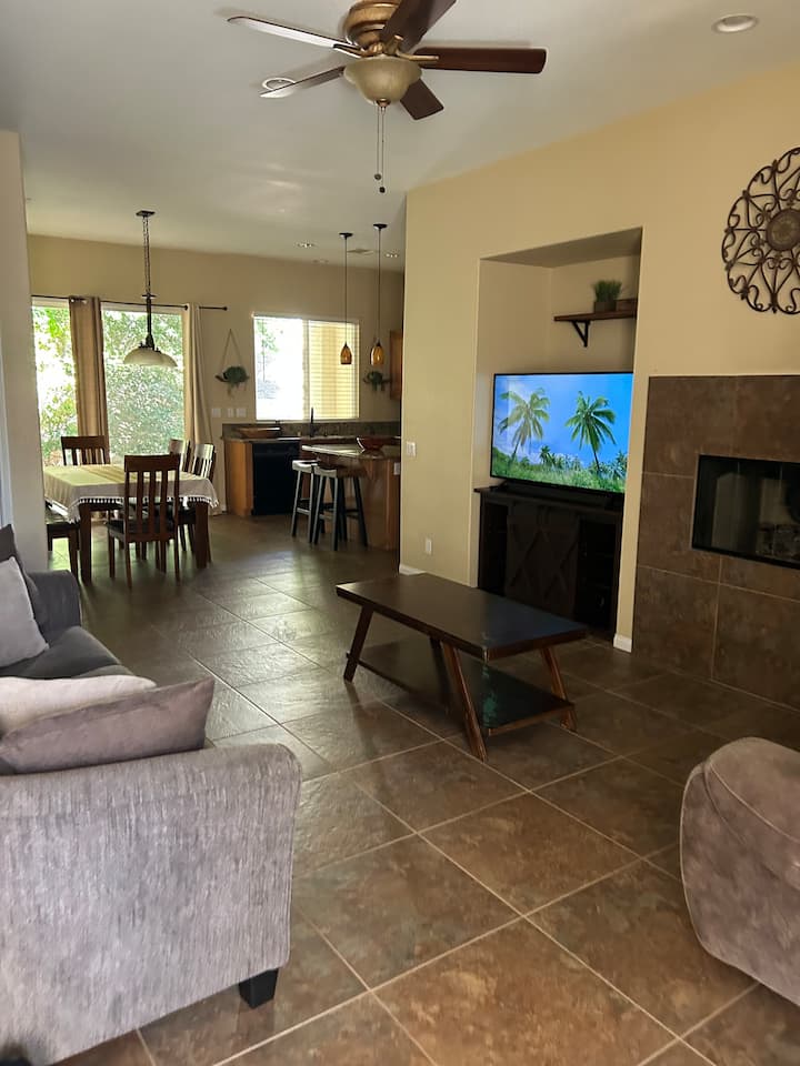 Quiet Coachella Getaway - Coachella, CA