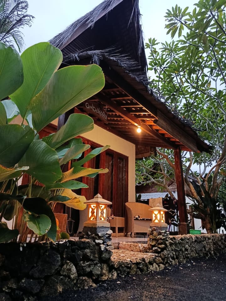 Ombakara Surf Hut - 1st Story Studio Room - West Java
