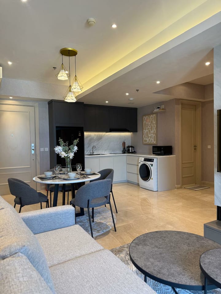 Modern Luxurycozy2br-78m2@tunjungan Plaza - Surabaya