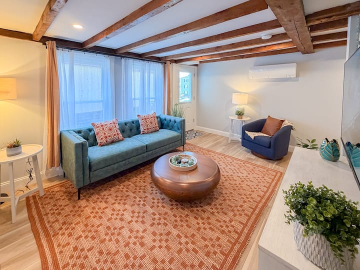 Chic Gloucester Escape~walk 2 Shopsharbor&dining - Half Moon Beach, Gloucester