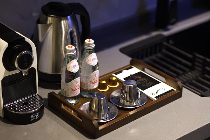 الزهراء - استديو فاخر مع شاشة سمارت 75 بوصة - Jeddah