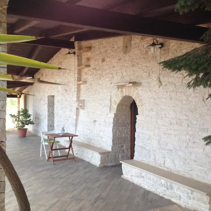 Tra Un Ramo E L’altro - Corato