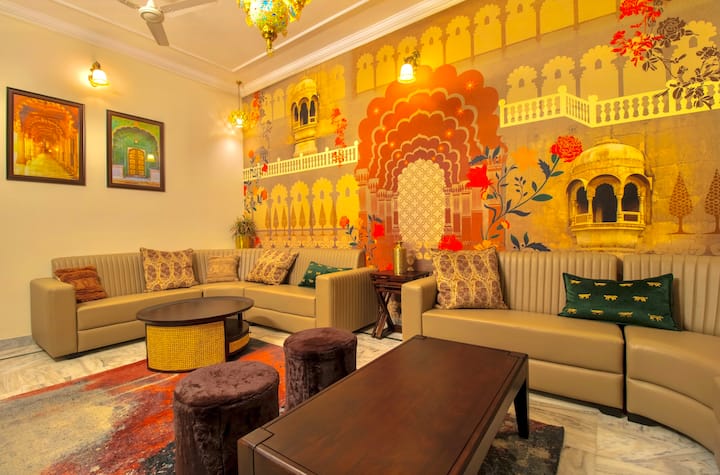 Vicinity's Pichwai House 4-bhk In City Centre - 자이푸르