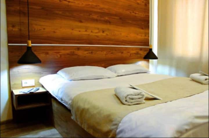 And A Beautiful Comfortable And Cozy Apartment I - Koutaïssi