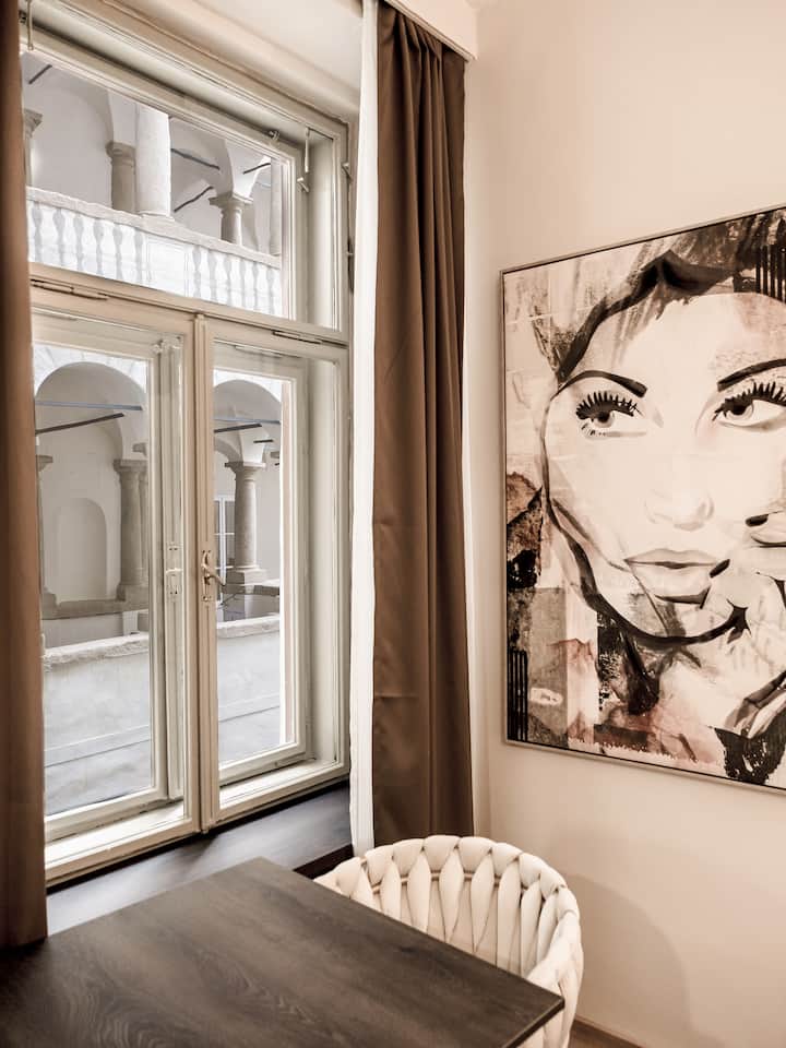 Aparthotel Lavilo - Innenstadt
Courtyard Innenhof - Graz