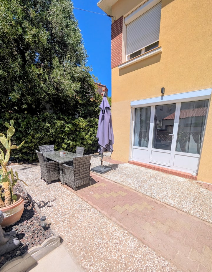 Beach 10-minute Walk Away: T3, Air-conditioned & Terrace - Canet-en-Roussillon