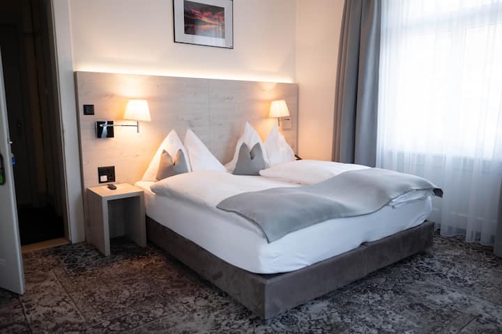 Double Room With City View By The Lake Thun - Thun