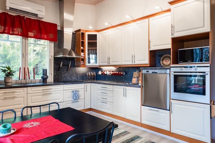 Santa's Closest Neighbor - Finland