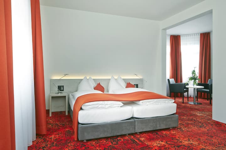 Double Room Deluxe With City View By The Lake Thun - Spiez
