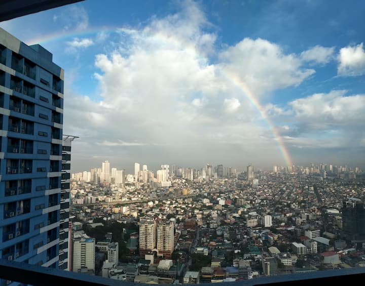 Nu Hi Lux Air 5432 W/ Balcony And Wi-fi - Makati