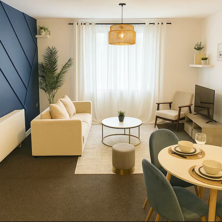 Salford Quays 4 Guests & Free Parking - Manchester