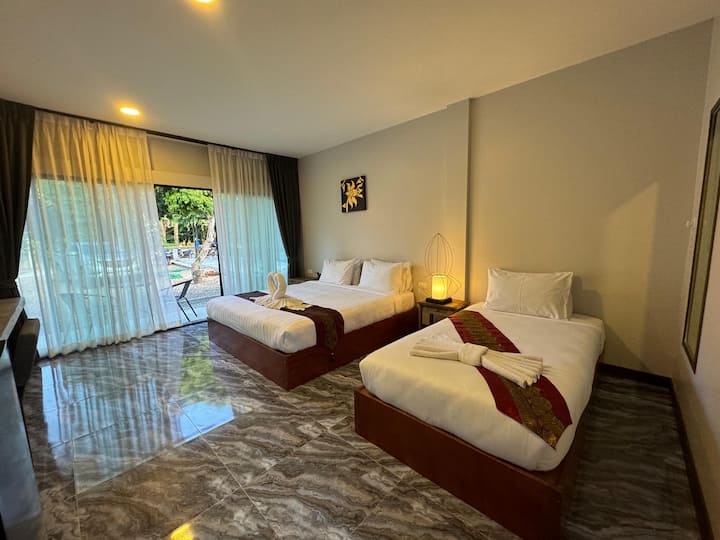 Deluxe Family Room - Mae Hong Son