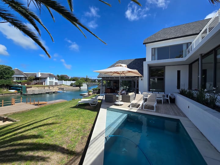 Modern Canal-side Luxury Home With Pool - Saint Francis Bay