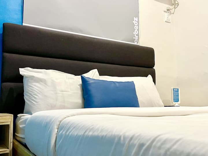 Cutesy Budget Hotel In Manila With Aircon - Manila