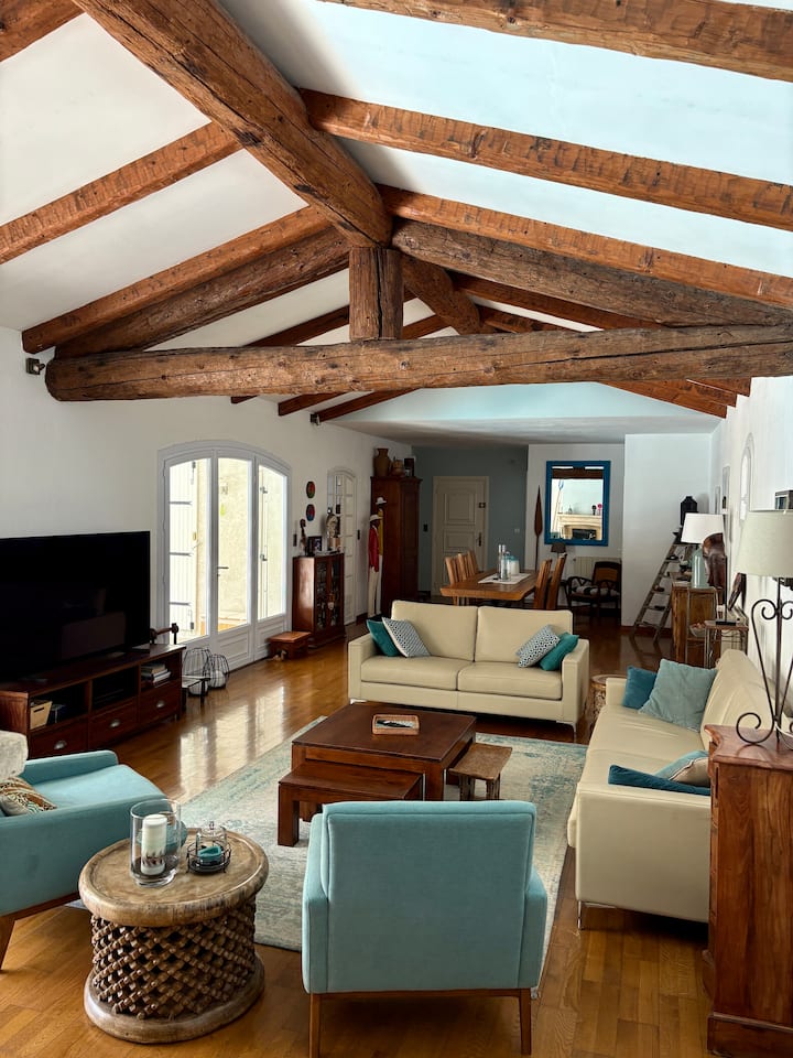 Cadre Paisible, Villa Proche Commodités Et Plages. - Bandol