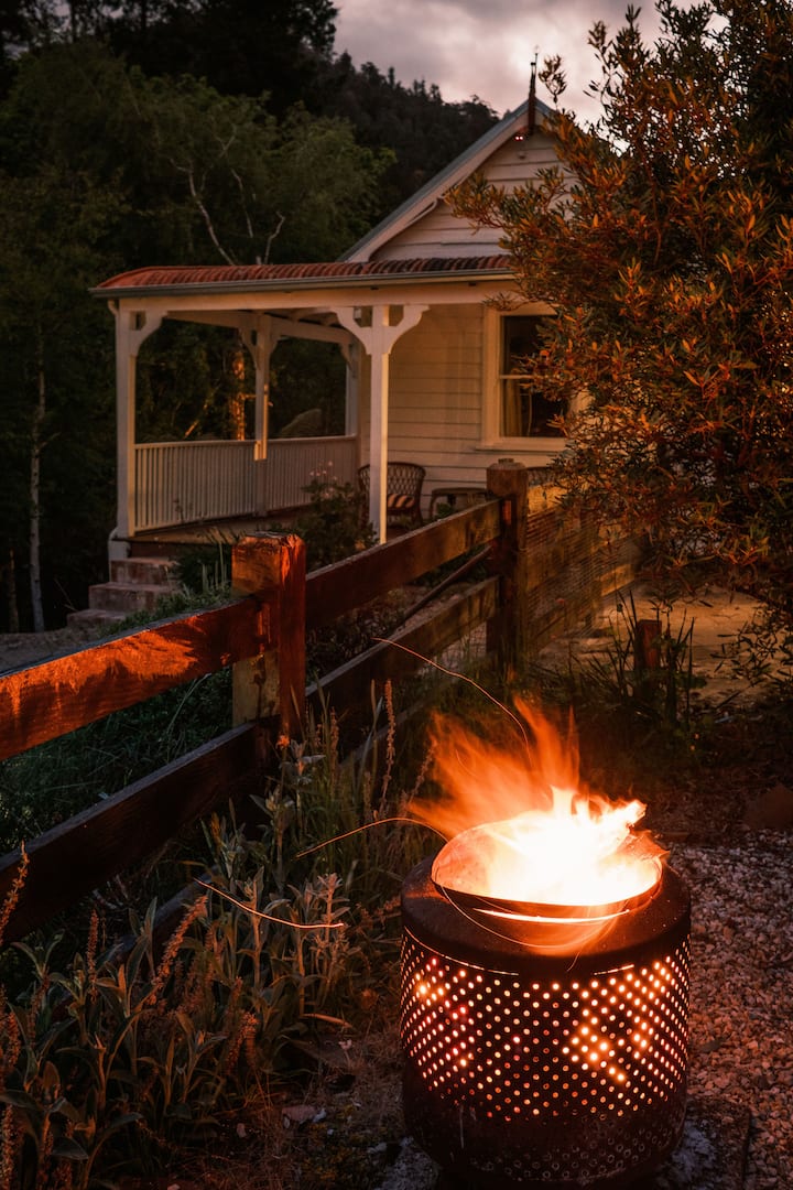 Architect-designed Eco Farm W/sauna & Outdoor Bath - New Norfolk