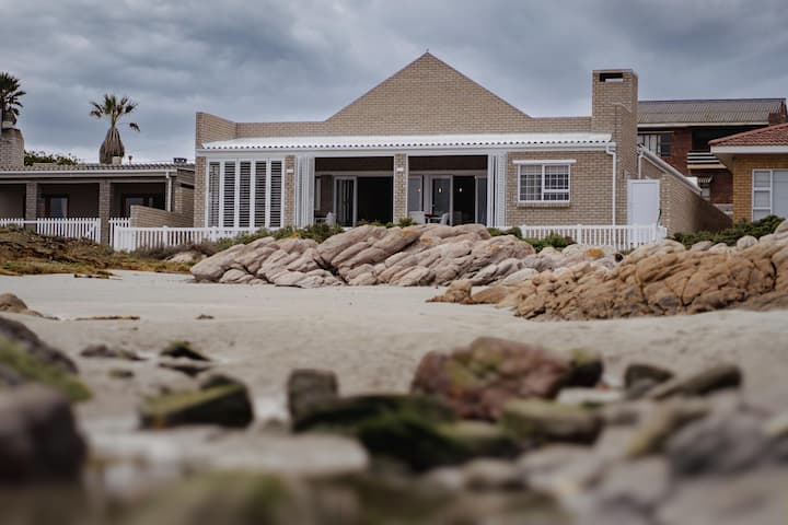 Seeblick On The Sand. Step Into Sand & Serenity - Port Nolloth