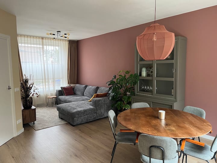 Sfeervolle En Lichte Tussenwoning In Utrecht! - Utrecht